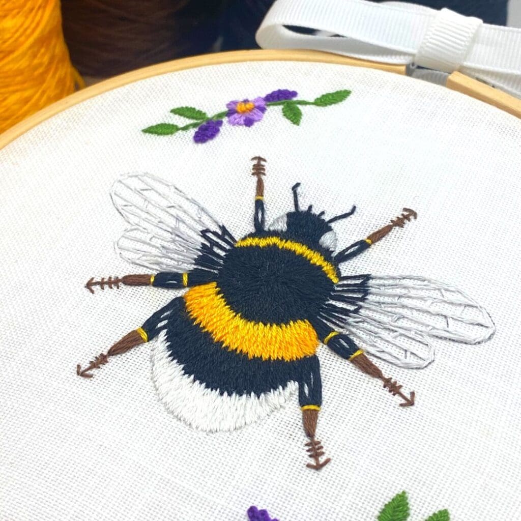 Easy Hand Bee Embroidery Kit for Beginners - Treasure Kave Embroidery