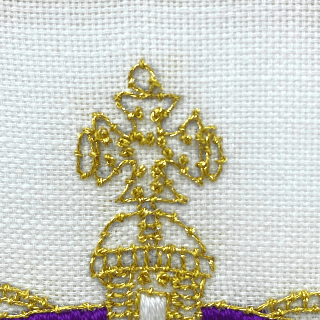 Crown Embroidery Kit, Beginners embroidery kit, Royal family gifts ...